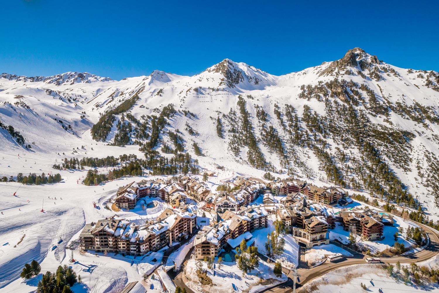Ski Arc 1950: The Perfect Ski Resort for Families - Snow Magazine